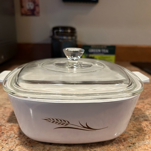 Corningware | Kitchen | Vintage Wheat Pattern Corning Ware W 12b ...